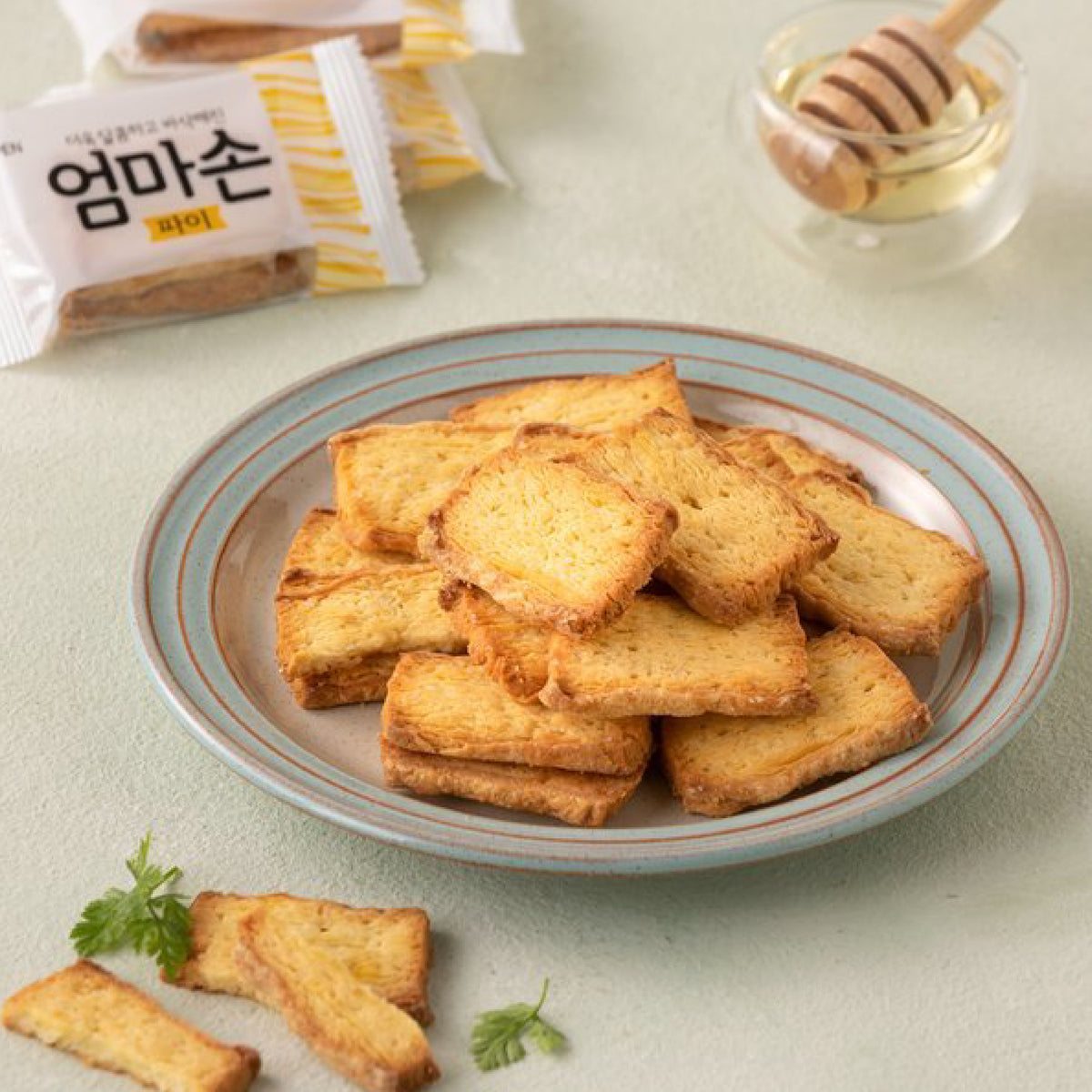Layer Pie Sweeter & Crispy 254g – Sweet & Crispy Korean Snack – MayDay Mall